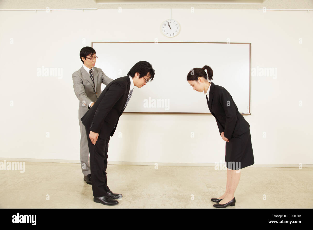 Japanese culture of bowing. - Forums - MyAnimeList.net
